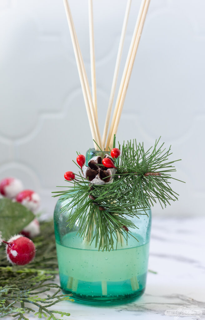 This DIY Christmas Reed Diffuser Will Make Your Home Smell Amazing